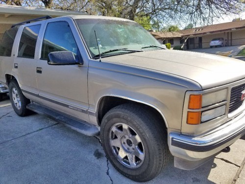 GMC Yukon '98 Truck SUV $2K or Less in Stockton, CA 95212 (By Owner)