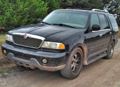 1999 Lincoln Navigator in Wanette OK (SOLD for $2500)