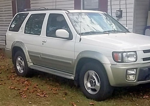 Infiniti QX4 '98 SUV By Owner Douglas, GA 31533 $1000 or Less