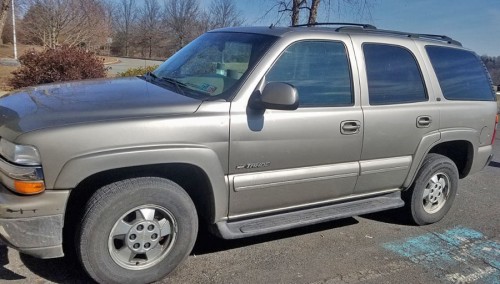 '02 Chevy Tahoe 4x4 SUV $5000 or Less near Philadelphia, PA 19406