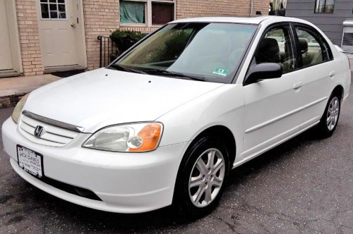 Honda Civic EX '03 $2500-3000 in Hackensack, NJ 07601 WHITE