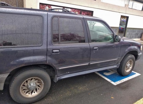 '99 Ford Explorer Limited SUV $1000-1500 in Kelso, WA 98626 By Owner