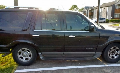 '01 Lincoln Navigator SUV $1000-1500 in Houston, TX 77099 BLACK