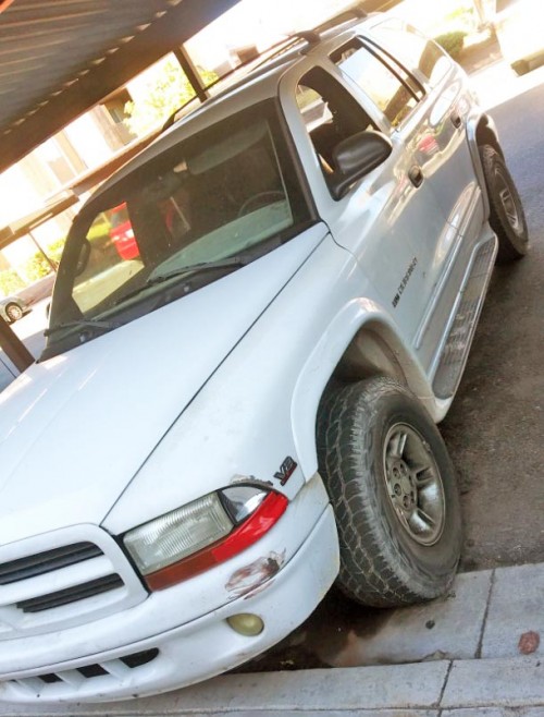 '00 Dodge Durango SLT 4WD SUV in Las Vegas, NV 89101 Under $1K WHITE