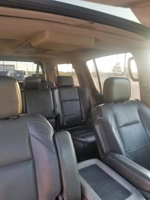 '04 Nissan Armada LE SUV (SILVER) $3000-3500 in Houston, TX 77039