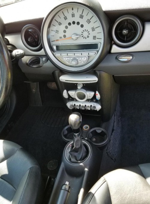 2010 Mini Cooper Under $3000 By Owner in Dayton, TX 77535 BLUE