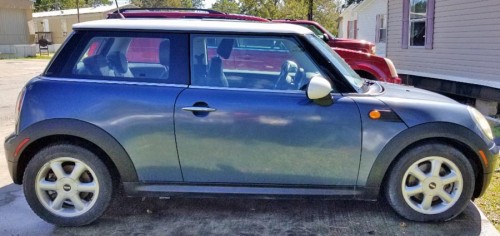2010 Mini Cooper Under $3000 By Owner in Dayton, TX 77535 BLUE