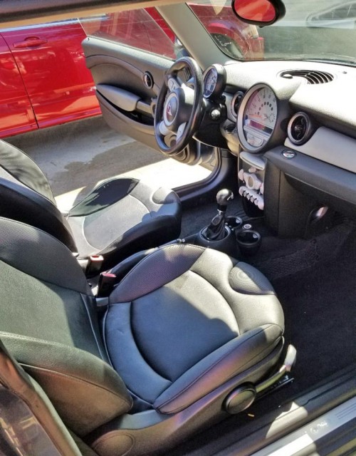 2010 Mini Cooper Under $3000 By Owner in Dayton, TX 77535 BLUE