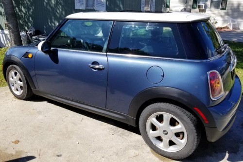 2010 Mini Cooper Under $3000 By Owner in Dayton, TX 77535 BLUE
