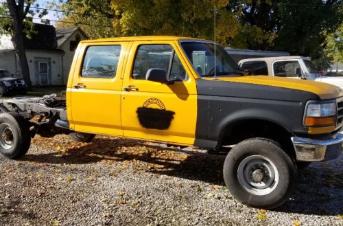 '98 Ford F350 4-Door Truck $3000 or Less in Martinsville, IN 46151