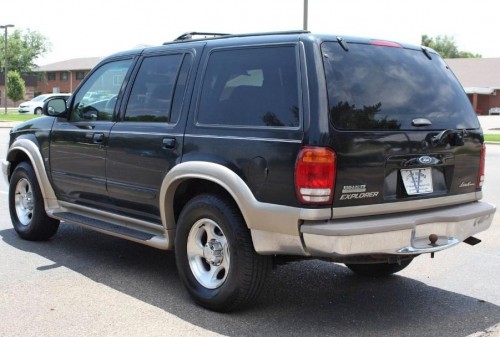 '01 Ford Explorer Eddie Bauer AWD $2000 or Less Greenville, AL 36037