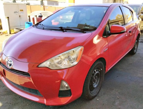 Toyota Prius C '13 HB $4000-4500 in Mesa, AZ 85210 By Owner RED