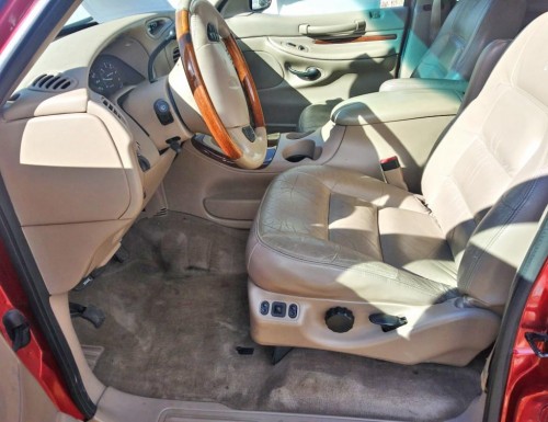 Lincoln Navigator '98 SUV Under $4K in Clearfield, UT 84015 (RED)