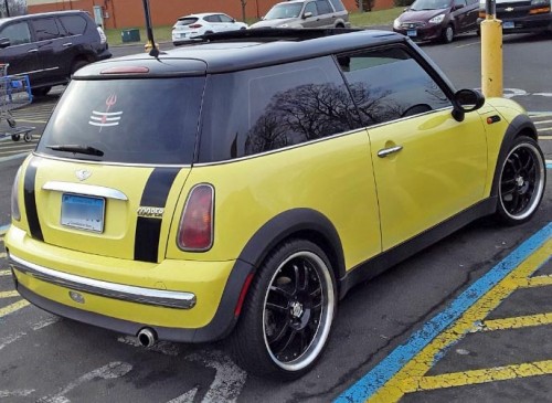 Mini Cooper '04 (Yellow) Under $4K By Owner in New Haven, CT 06519 ...