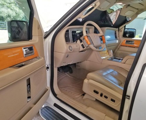 Lincoln Navigator '07 SUV Under $8K in Ft McCoy, FL 32134 By Owner