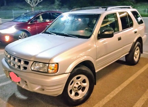 Isuzu Rodeo '01 SUV Under $3K By Owner in Anaheim, CA 92806 SILVER ...