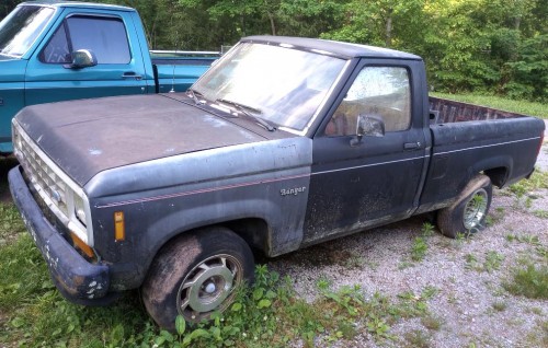 Pickup Truck $500 or Less Ford Ranger '88 in Unicoi, TN 37692 BLACK