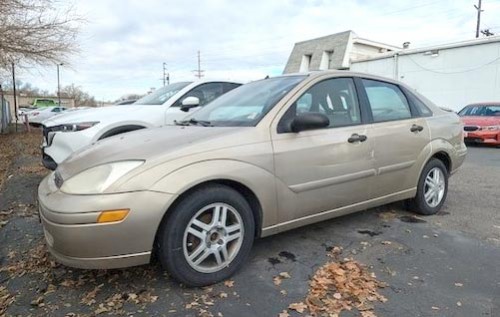 2000 Ford Focus SE $2000-2500 (gold) in Ogden UT 84405
