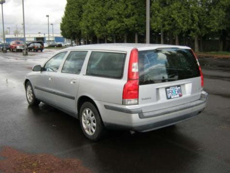 2002 Volvo V70 Wagon in Oregon (SOLD for $1999)