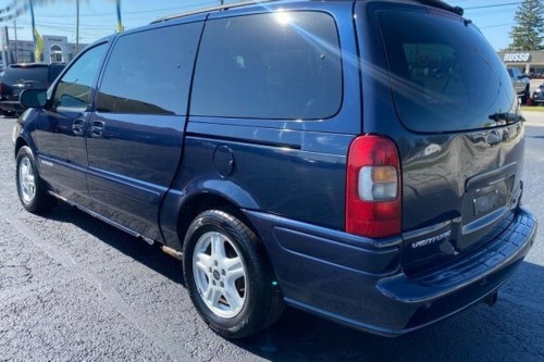 Minivan $2000-2500 Ft Wayne IN 46804: Chevy Venture LT Plus '05