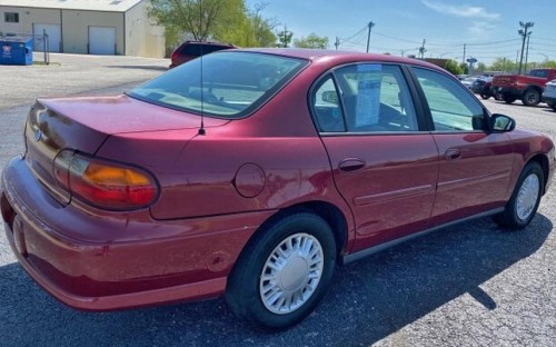 Used Car Under $4000 Fort Wayne, IN 46804: Chevy Classic '04 Red