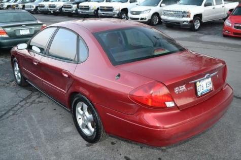 2001 Ford Taurus - Good Car Arounf $500 near Lexington, KY