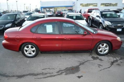 2001 Ford Taurus - Good Car Arounf $500 near Lexington, KY