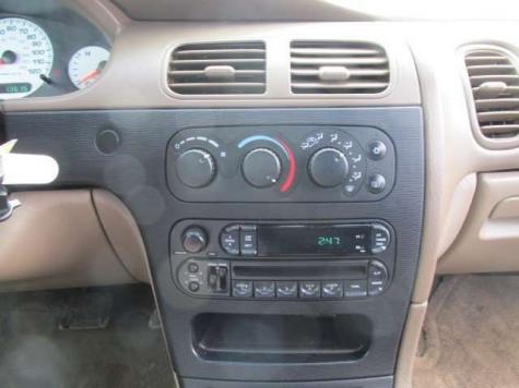 2002 Dodge Intrepid SE in Chicago IL (SOLD for $1700)