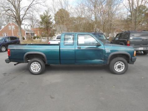'93 Dodge Dakota 4x4 in Chesapeake VA (SOLD for $1500)