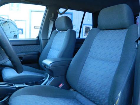 Nissan Pathfinder SE '99 $1000-$1500 Chilkoot Trail Edition in Maine