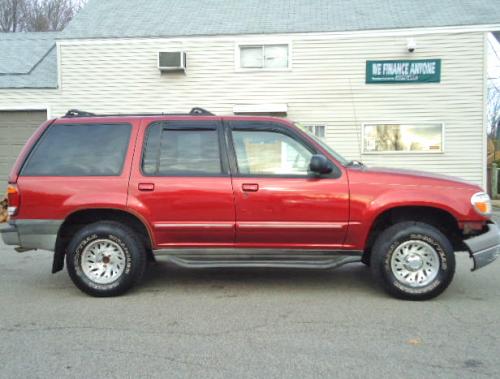 Ford Explorer '99 SUV For $1000 or Less in New Hampshire