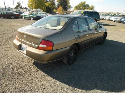 Get A Used Car For Less Than $1000 in WA: Nissan Altima GXE 1998 ...